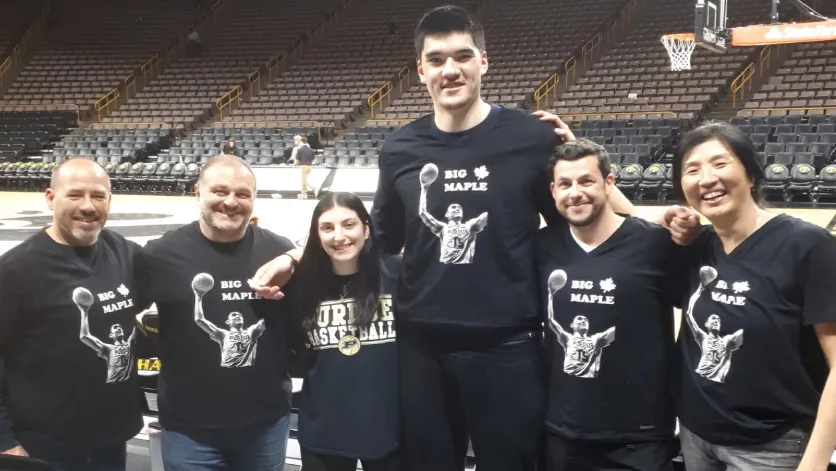 Zach Edey Ethnicity, Height, Weight, Career, Age, Net Worth, And More ...