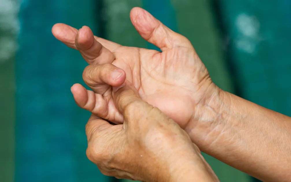 Why That Clicking or Locking in Your Finger Isn’t Going Away - Bio Scops