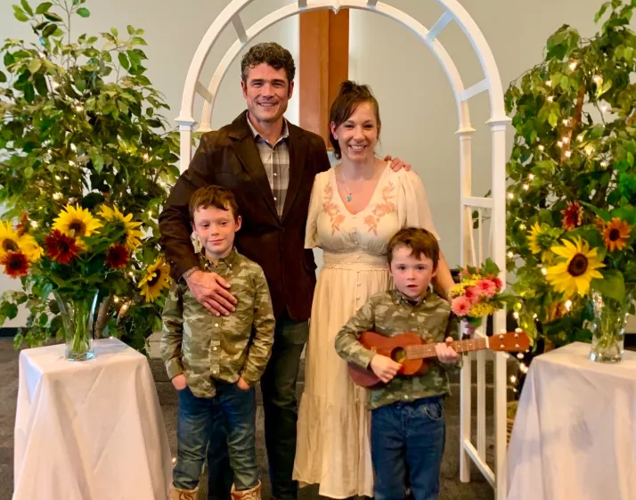 Joe Kent's New Wife, Height, Weight, Net Worth, Age, Career And Full ...