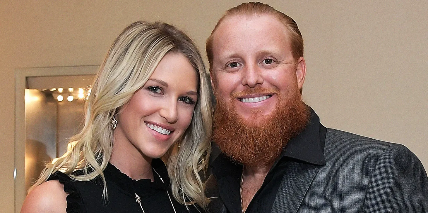 Justin Turner Wife, Age, Height, Weight, Net Worth, Career, And Full Bio - Bio Scops