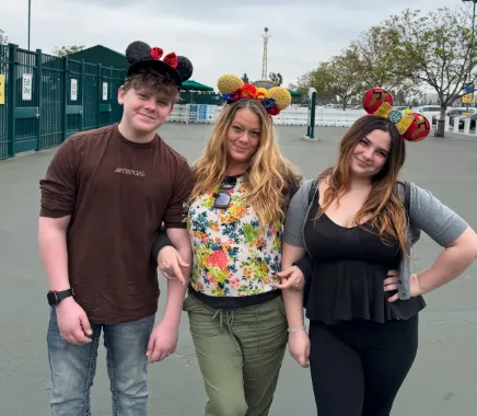 Lexi Rabe Age, Height, Weight, Net Worth, Age, Career And Full Bio ...