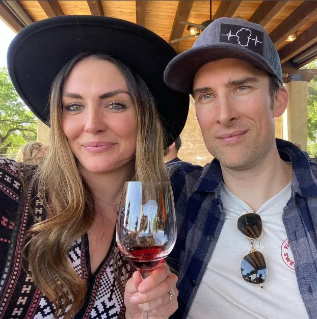 Taylor Cole Husband, Height, Weight, Net Worth, Age, Career And Full ...