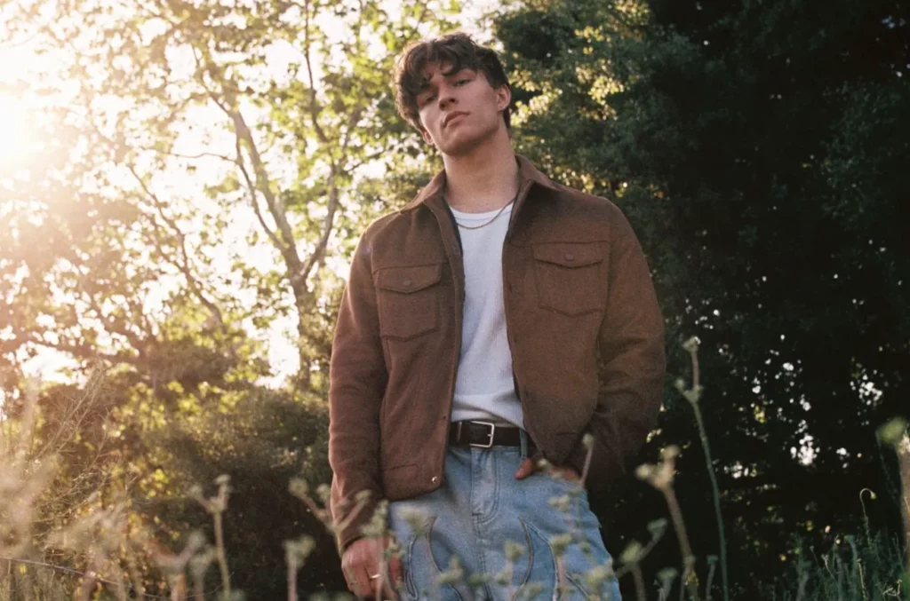 Alex Sampson Age, Height, Weight, Net Worth, Career And Full Bio - Bio Scops