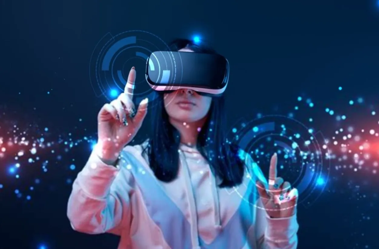 How Virtual Reality Is Transforming Everyday Life - Bio Scops