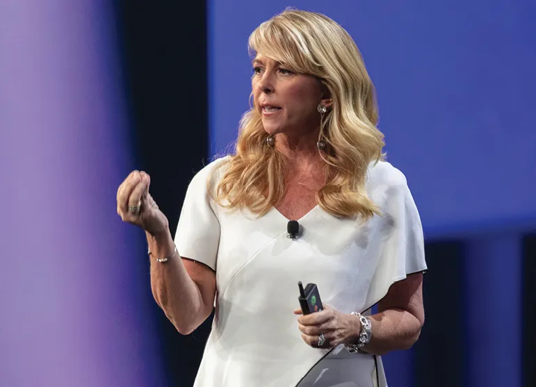 Liz Ann Sonders Age, Height, Weight, Net Worth, Age, Career And Full Bio - Bio Scops