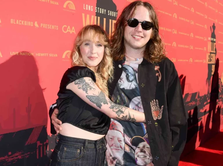 Billy Strings Wife, Height, Weight, Net Worth, Age, Career And Full Bio - Bio Scops