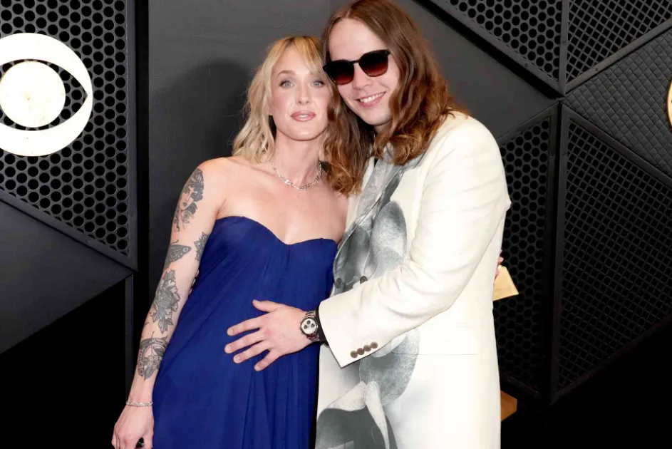 Billy Strings Wife, Height, Weight, Net Worth, Age, Career And Full Bio - Bio Scops