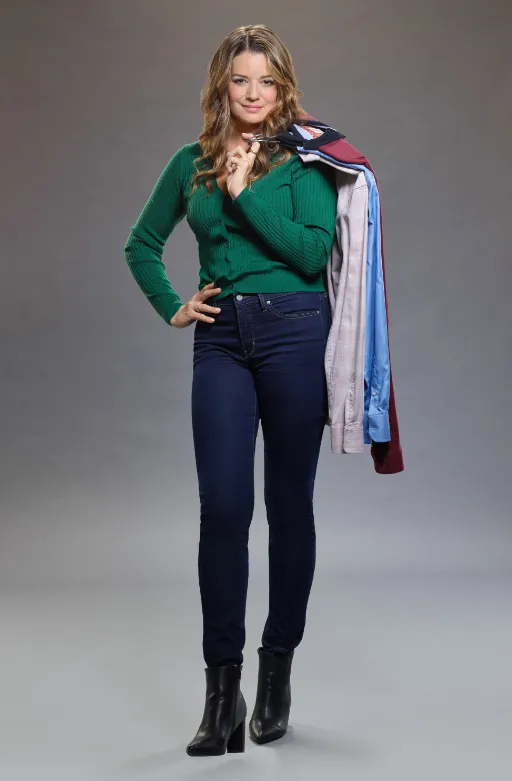 Kimberly Sustad: A Rising Star in Hollywood - Bio Scops