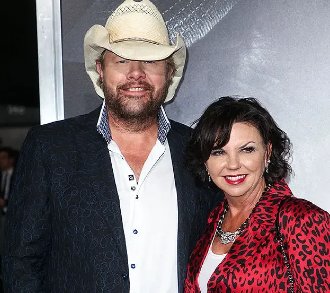 Toby Keith's Wife, Height, Weight, Net Worth, Age, Career And Full Bio ...