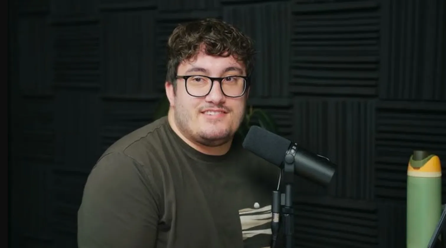 Caleb Hammer Age, Net Worth, Career & Lifestyle – A Complete Guide ...