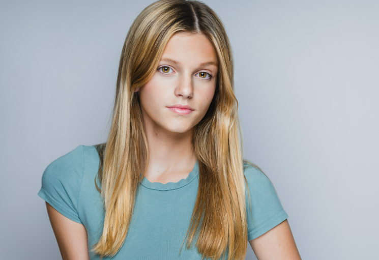 Britt Loder Age, Biography, Career, Lifestyle & Net Worth - Bio Scops