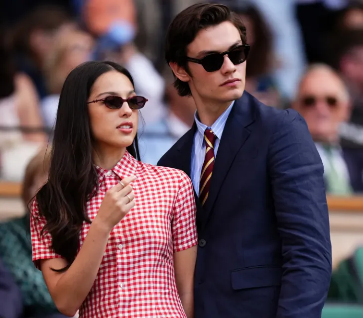 Louis Partridge Age: Revealing the Star’s Surprising Journey - Bio Scops