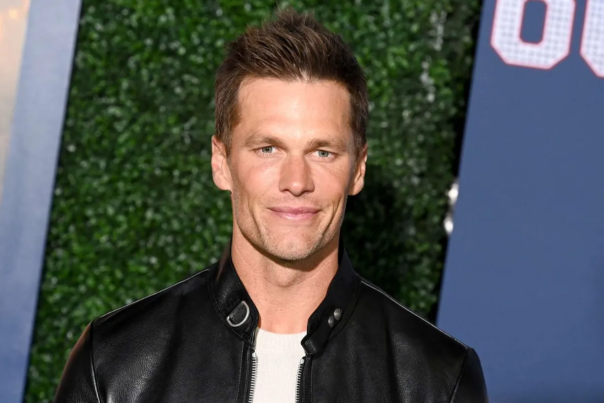 Tom Brady Age, Biography, Net Worth, Career, and Lifestyle (2025) - Bio ...